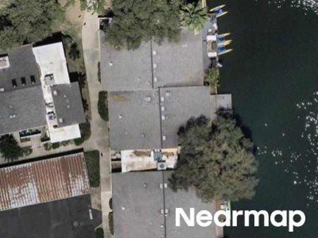 Embarcadero Dr