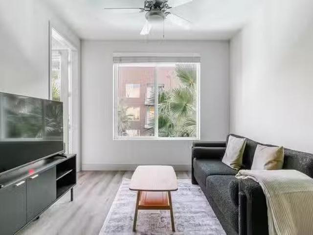 Embark Apartments, 44758 Old Warm Springs Blvd, East Industria.