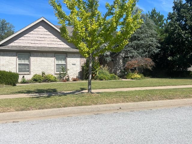Embry Dr