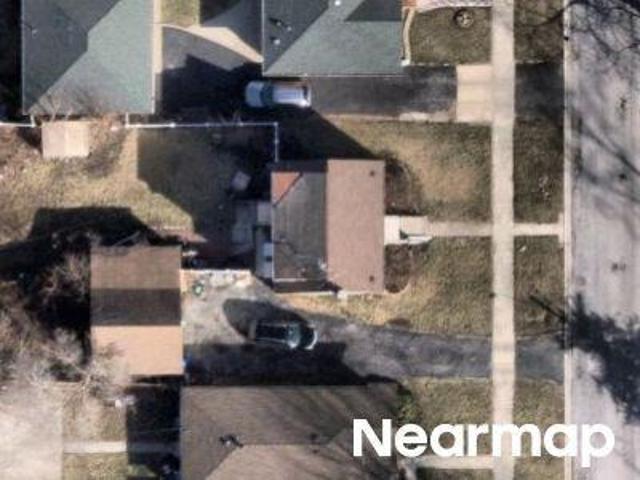 Emerald Ave