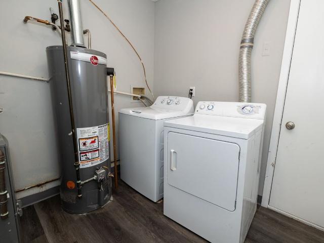 Emerald Apartments 1 Bedroom Apartment for Rent at 300 E 13 Mile Rd, Madison Heights, MI 48071