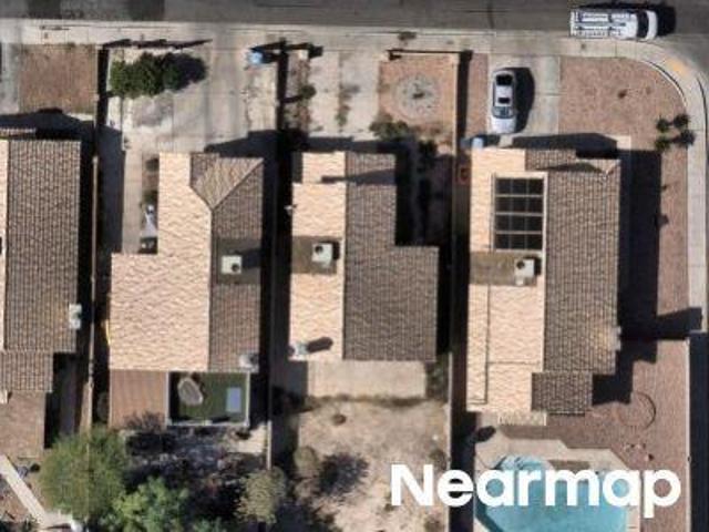 Emerald Canyon Dr