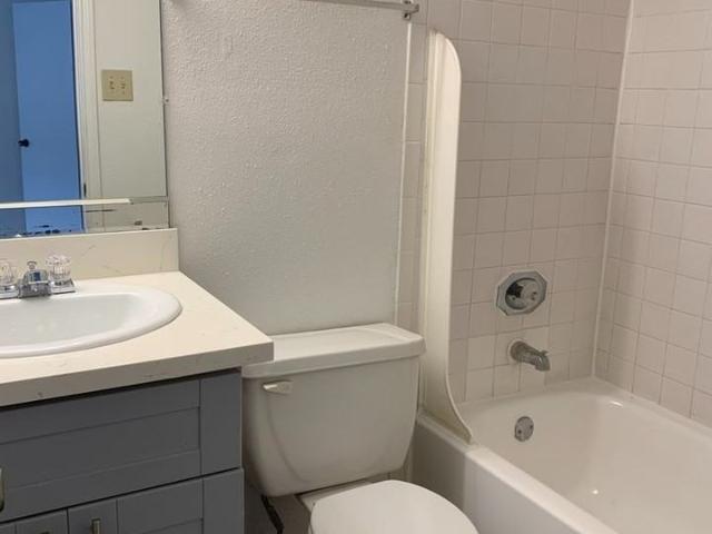 Emerald Cove Apartments 1 Bedroom Apartment for Rent at 16700 Kuykendahl Rd, Houston, TX 77068
