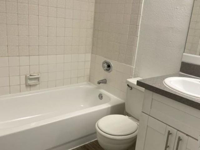 Emerald Cove Apartments 2 Bedroom Apartment for Rent at 16700 Kuykendahl Rd, Houston, TX 77068