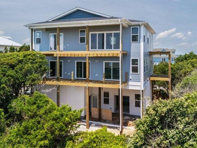 Emerald Dr, Emerald Isle, Home For Sale