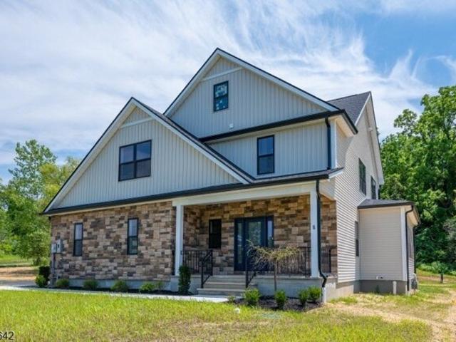 Emerald Dr, Hardyston, Home For Sale