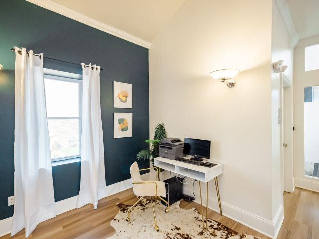 Emerald Gardens 2 Bedroom Apartment for Rent at 2400 Village Rd, Pittsburgh, PA 15205 Fairywood