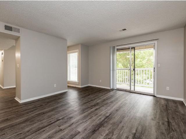Emerald Hills Apartments 1 Bedroom Apartment for Rent at 7929 Sycamore Ave, Kansas City, MO 64138 Park Farms