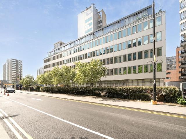 Emerald House, Lansdowne Road, Croydon CR0, 1 bed flat to rent, £1,600 pcm | PrimeLocation