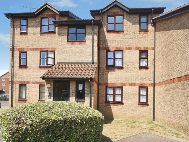 Emerald House, Rainham RM13, 1 bed flat to rent, £1,200 pcm | PrimeLocation