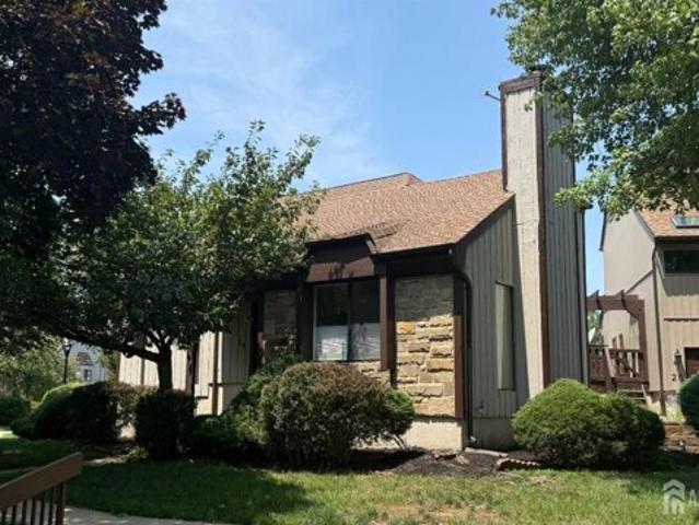 Emerald Ln, Old Bridge, Condo For Sale
