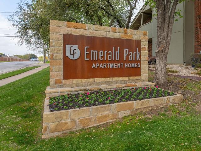 Emerald Park 2 Bedroom Apartment for Rent at 8341 Emerald Hills Way, North Richland Hills, TX 76180
