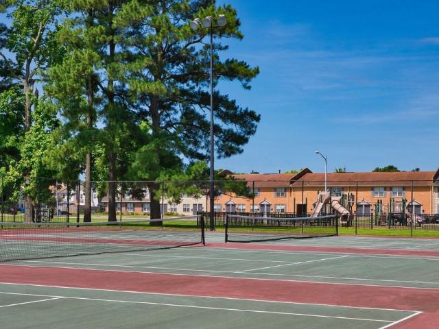 Emerald Point Apartments & Townhomes 1 Bedroom Apartment for Rent at 2100 Westminster Ln, Virginia Beach, VA 23454 Northeast Virginia Beach