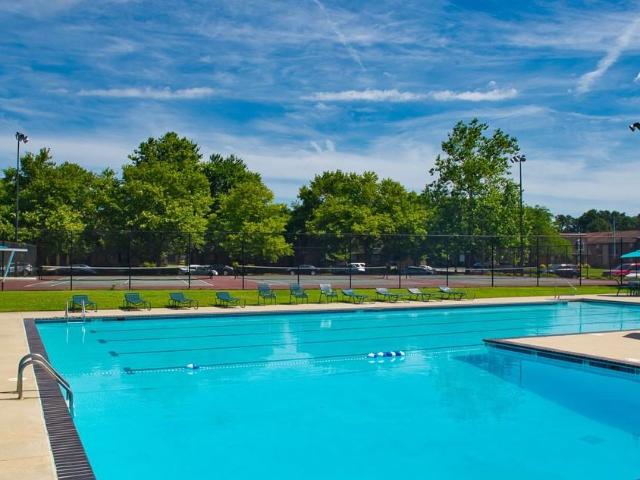Emerald Point Apartments & Townhomes 1 Bedroom Apartment for Rent at 2100 Westminster Ln, Virginia Beach, VA 23454 Northeast Virginia Beach