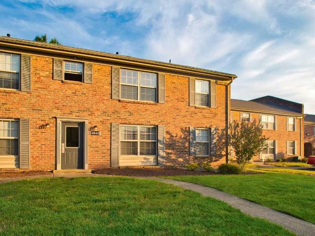 Emerald Point Apartments & Townhomes 3 Bedroom Apartment for Rent at 2100 Westminster Ln, Virginia Beach, VA 23454 Northeast Virginia Beach