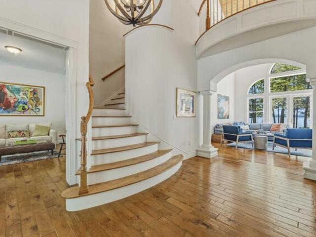Emerald Point Dr, Frye Island, Home For Sale