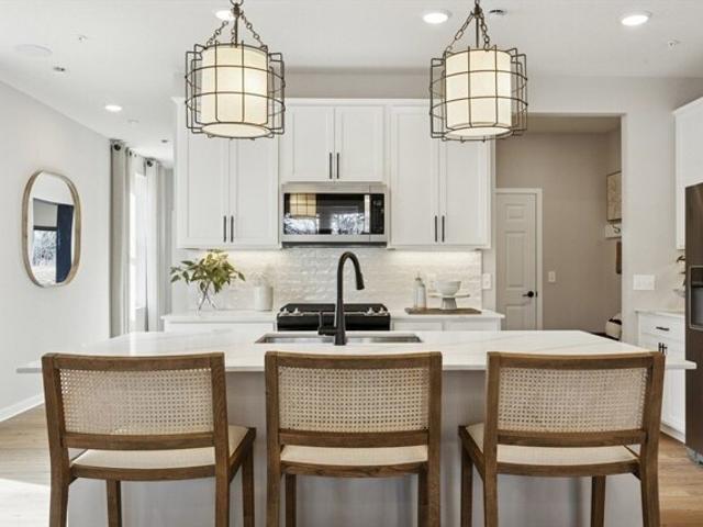 Emerald Run Unit,shrewsbury, Condo For Sale