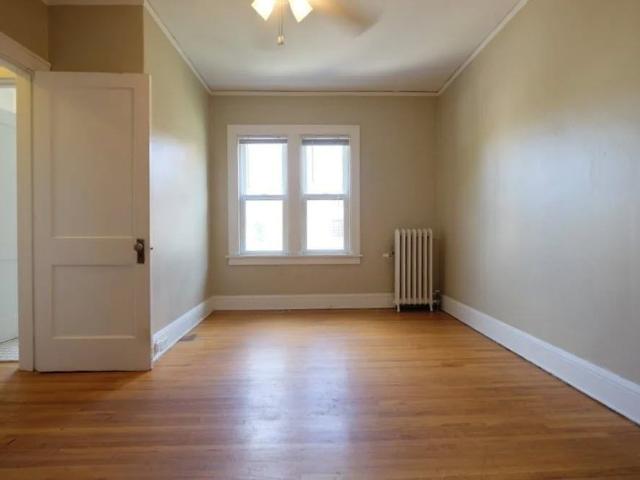 Emerson Apartments 1 Bedroom Apartment for Rent at 3140 Emerson Ave S, Minneapolis, MN 55408 CARAG