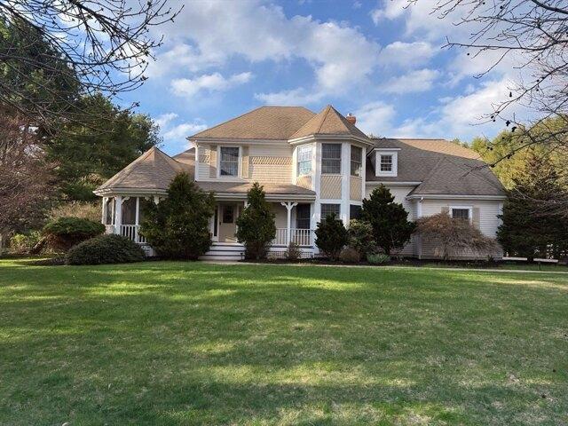 Emerson Gardens Rd, Lexington, Home For Sale