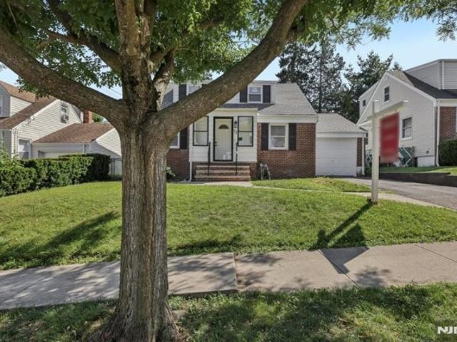 Emerson St, Clifton, Home For Sale