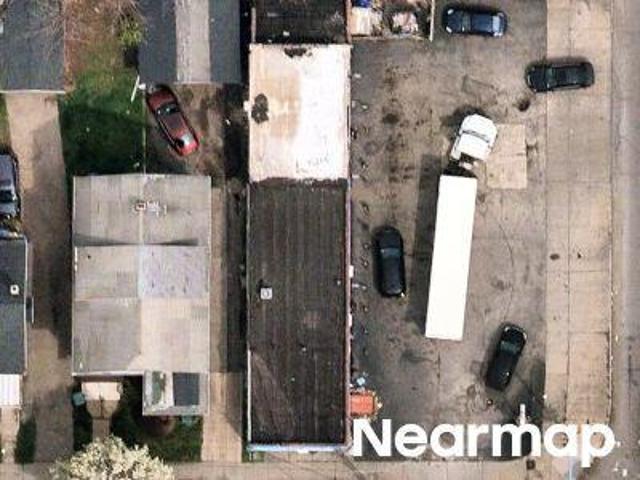 Emerson St