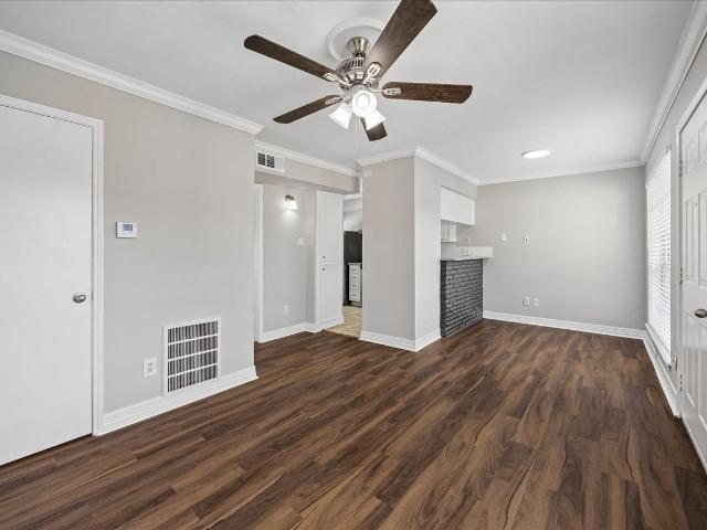 Emerson Street Apartments 1 Bedroom Apartment for Rent at 201 Emerson St, Houston, TX 77006 Neartown Montrose