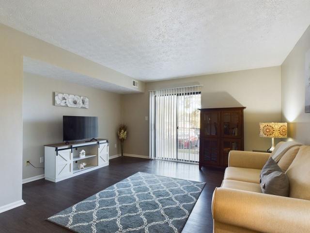 Emerson Village 2 Bedroom Apartment for Rent at 5140 Emerson Village Pl, Indianapolis, IN 46237 I65 South Emerson