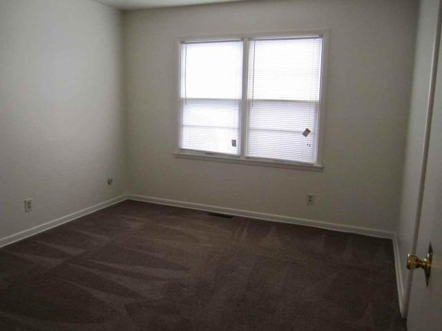 Emerton Place Townhomes 2 Bedroom Apartment for Rent at 5010 5010 5056 Emerton Place, Indianapolis, IN 46203 Near Southeast