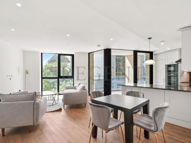 Emery Way, London Dock, E1W 2 bed apartment to rent £3,750 pcm £865 pw