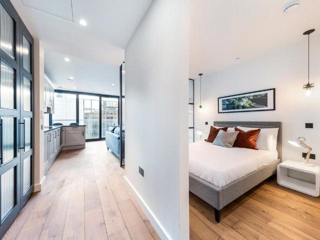 Emery Way, London Dock, London E1W, 1 bed flat to rent, £2,496 pcm | PrimeLocation