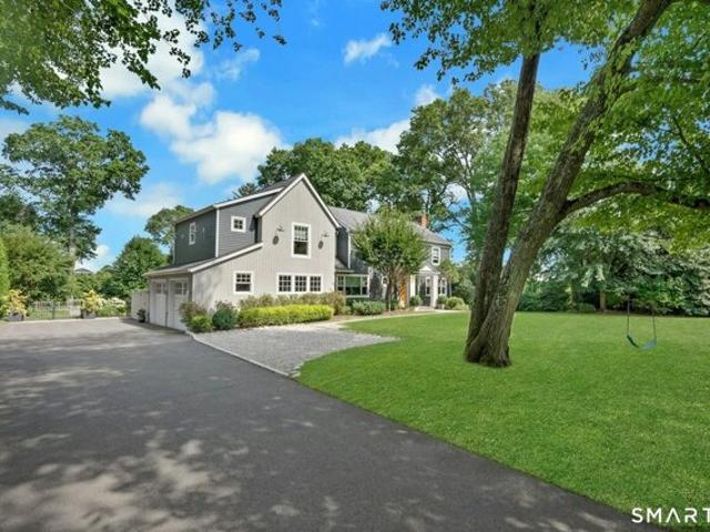 Emery Dr E, Stamford, Home For Sale