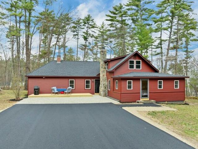 Emery Ln, Wakefield, Home For Sale