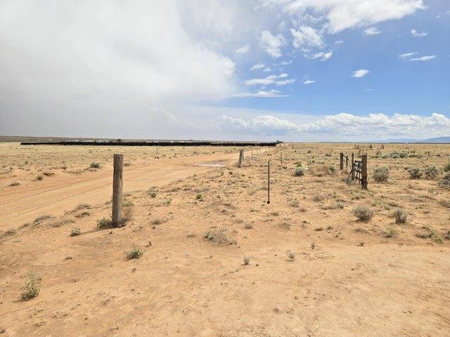 Emilia Rd, Los Lunas, NM 87031