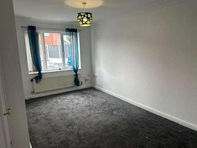 Emily Close, Failsworth, M35