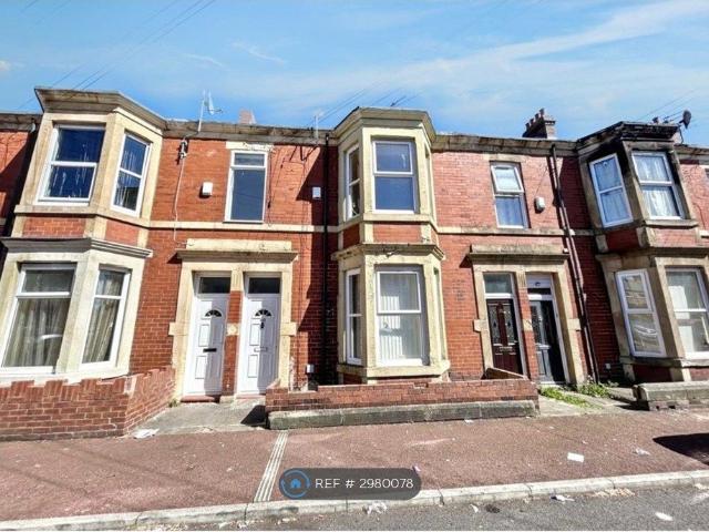 Emily St, Newcastle Upon Tyne NE6, 2 bed flat to rent, £995 pcm | PrimeLocation