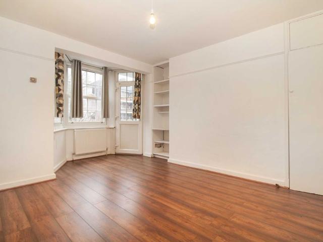 Emlyn Gardens, Shepherd's Bush, W12, London