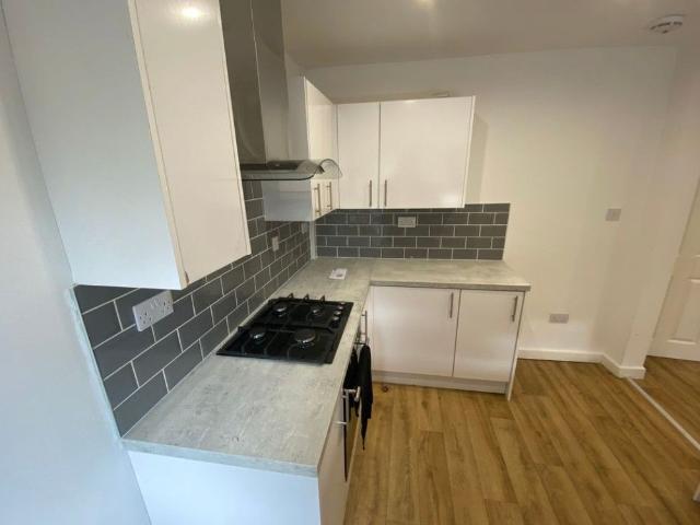 Emlyn Rd, Swansea SA1, 2 bed terraced house to rent, £895 pcm | PrimeLocation