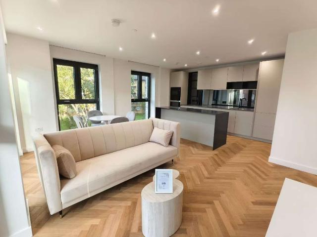 Emperor Point, Woodberry Down, Dragonfly Walk, Finsbury Park, London N4, 2 bed flat to rent, £3,300 pcm | PrimeLocation