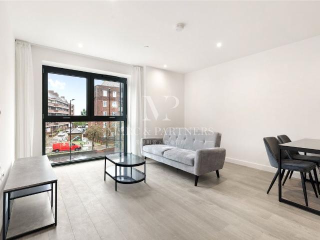 Emperor Point, Woodberry Down, London N4, 1 bed flat to rent, £2,200 pcm | PrimeLocation