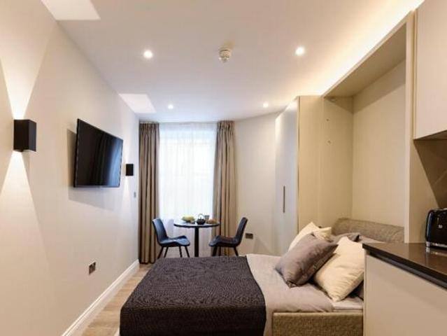 Emperors Gate, London, Studio Flat For