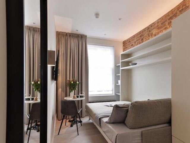 Emperors Gate, London, Studio Flat For