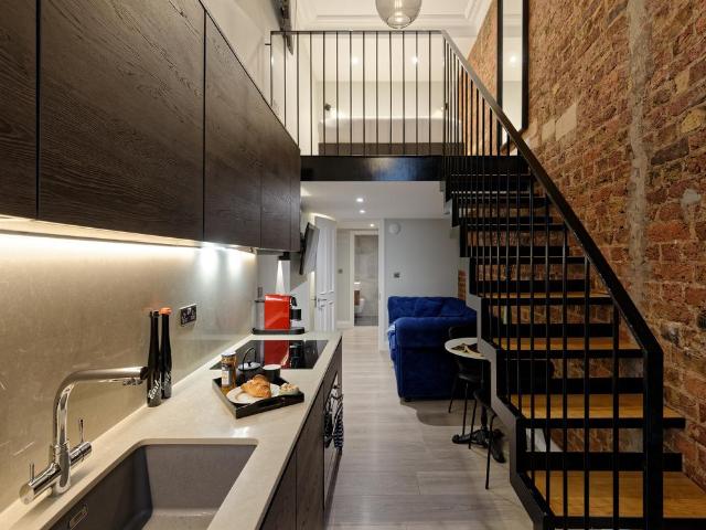 Emperors Gate, London SW7 1 bed flat to rent £3,662 pcm £845 pw