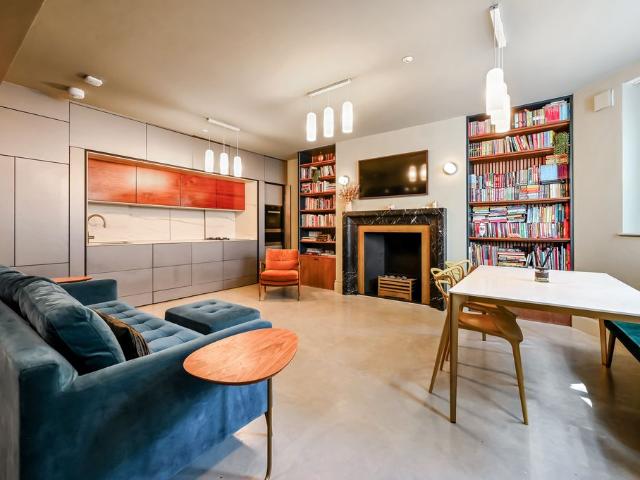 Emperors Gate SW7, 2 bed flat to rent, £6,933 pcm | PrimeLocation