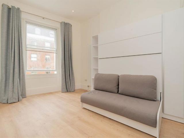 Emperors Gate, South Kensington SW7, Studio to rent, £2,145 pcm | PrimeLocation