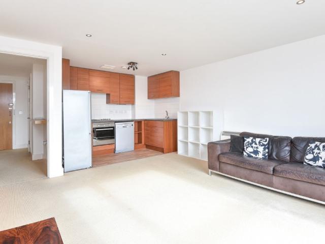 Empire Square, Borough, London SE1, 1 bed flat to rent, £2,250 pcm | PrimeLocation