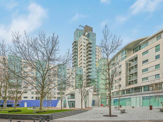Empire Square West, London SE1 1 bed flat to rent £2,500 pcm £577 pw