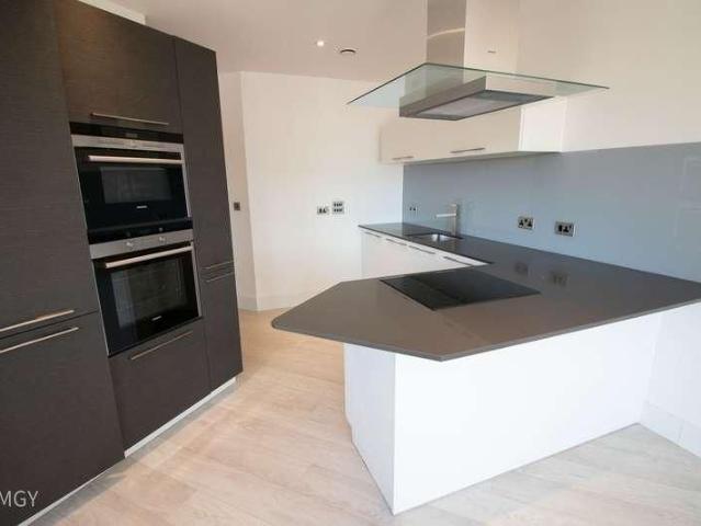 Empire Way, Cardiff, CF11