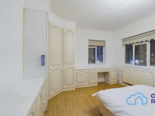 Empire Way, Wembley HA9, Room to rent, £802 pcm | PrimeLocation