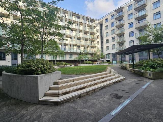 Empire Way, Wembley HA9 2 bed flat to rent £2,200 pcm £508 pw