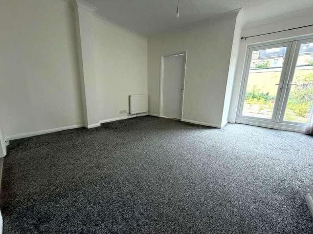 Empress Avenue, Ilford, IG1